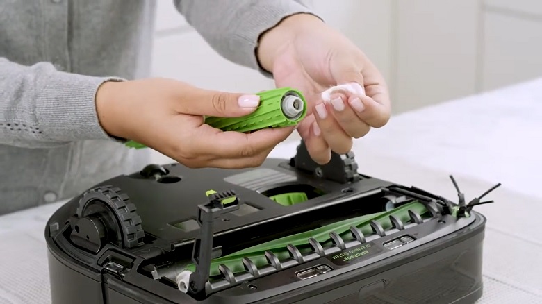 How to Clean Roomba Brushes: Step-by-Step Guide - House Vacuum Cleaner
