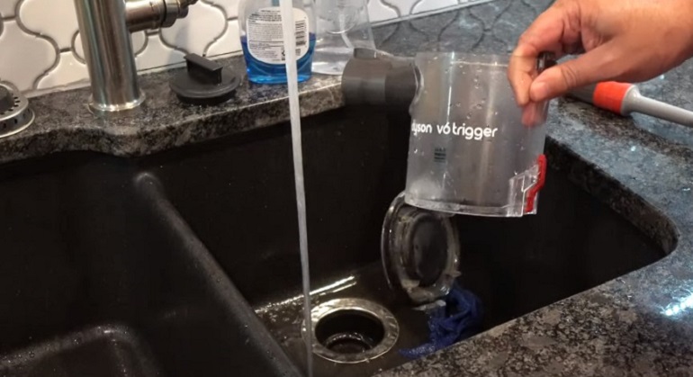 How To Clean Dyson V8 Filter for Optimal Performance - House Vacuum Cleaner